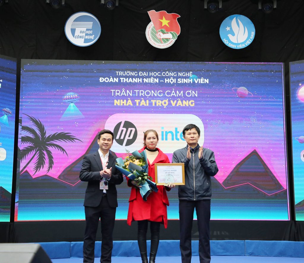 UET Connect 2022: Kết nối, hội nhập công nghệ mới - Trường Đại học Công ...