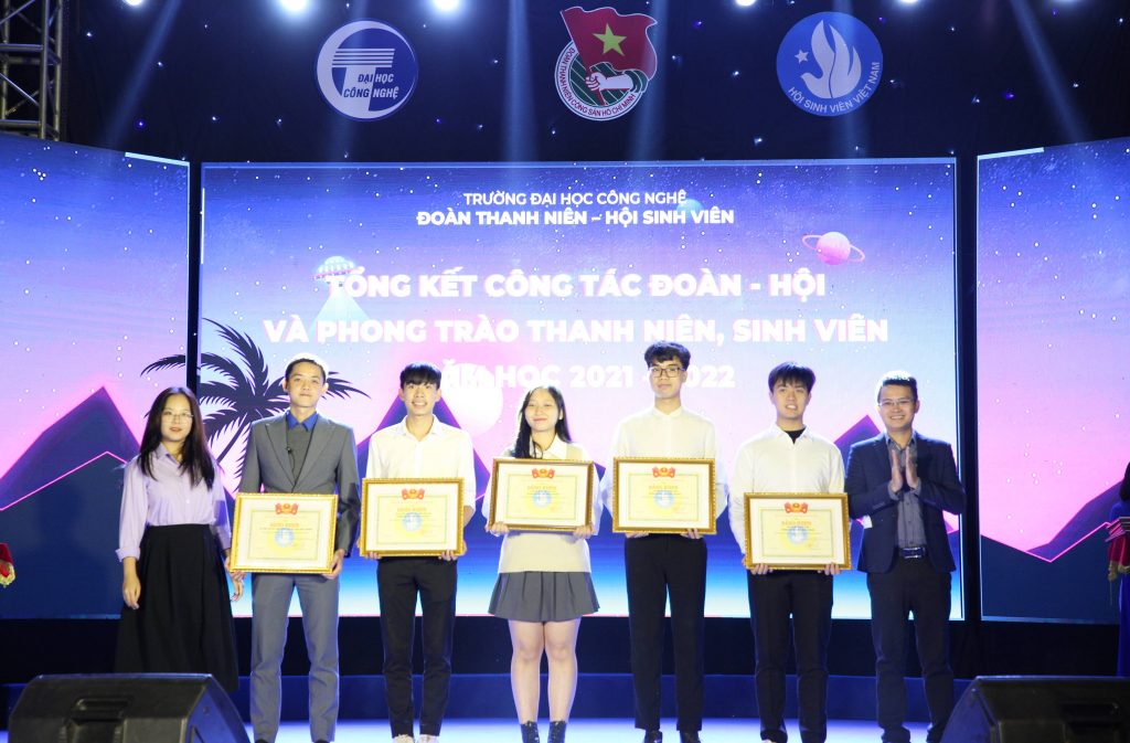 UET Connect 2022: Kết nối, hội nhập công nghệ mới - Trường Đại học Công ...
